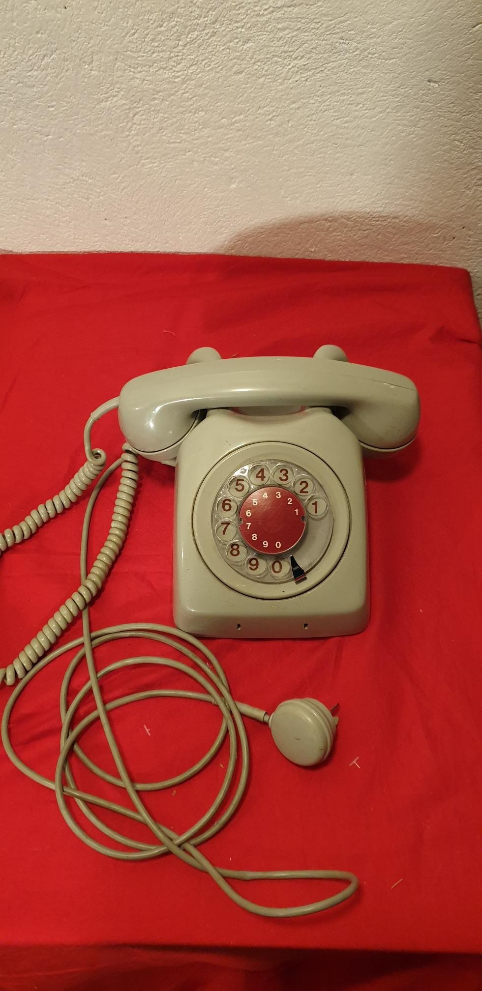 VINTAGE TELEFON FRA SELVESTE TELEVERKET | FINN-torget