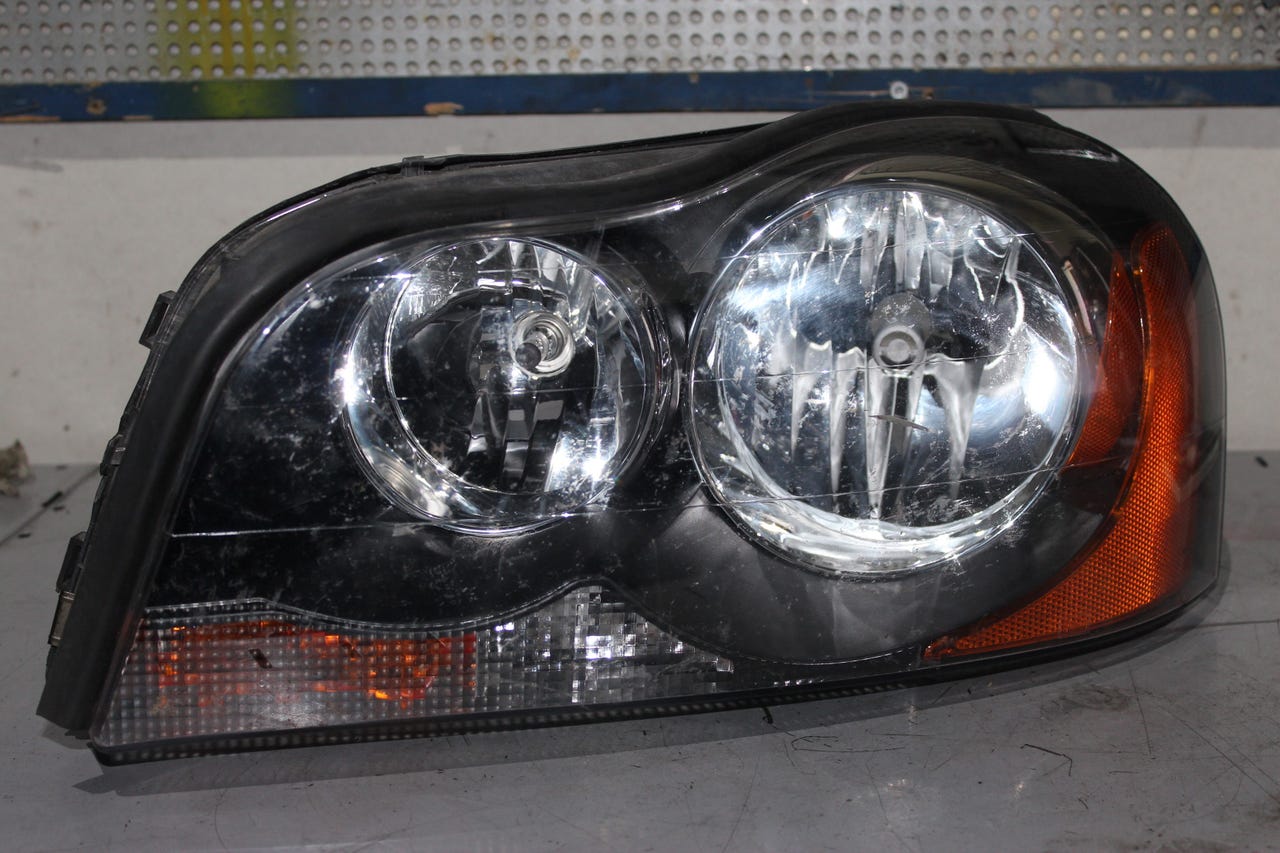 VOLVO 31111188 2003-2006 XC90 VENSTRE FRONTLAMPE HALOGEN REF: B15003 ...