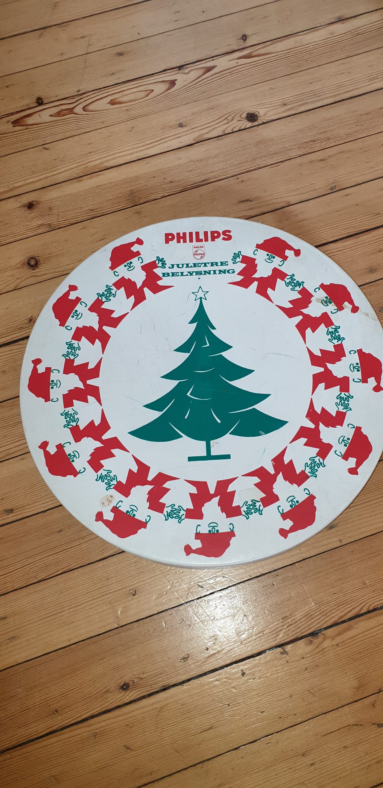 Philips juletrebelysning i rund boks samt to esker for juletrebelysning ...