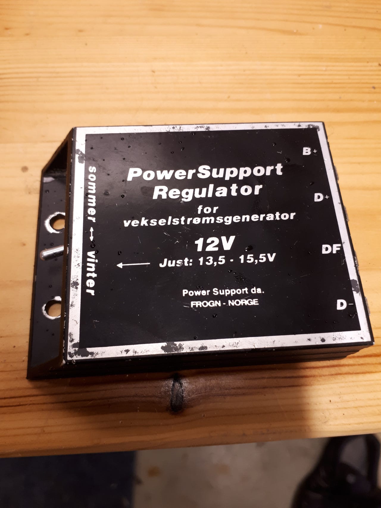 Lade regulator | FINN-torget