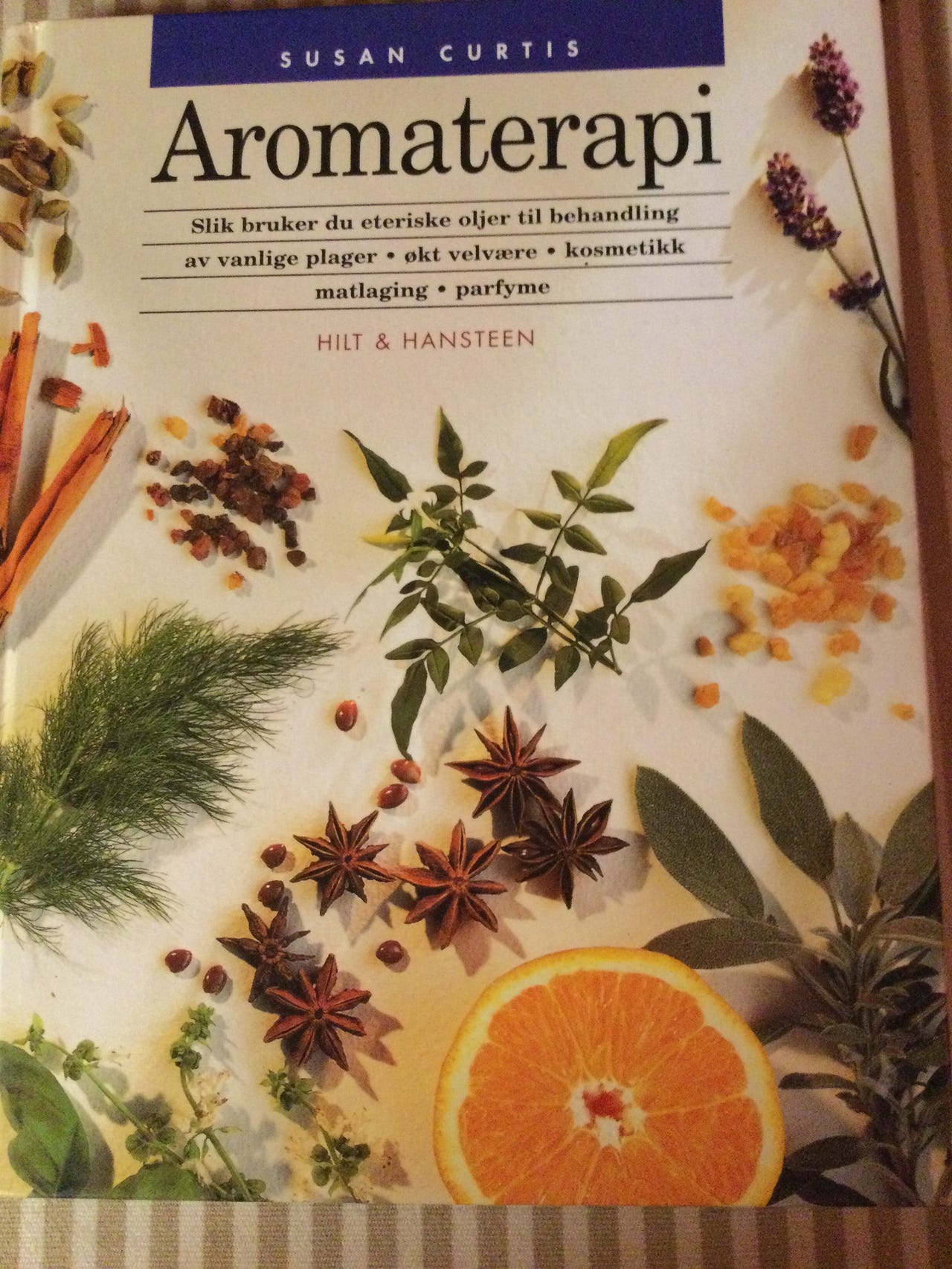 Aromaterapi, Susan Curtis | FINN-torget