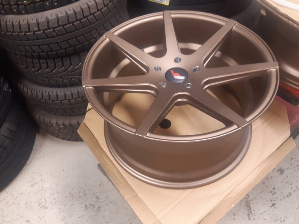 Japan Racing JR20 19" 5x120 felger! For BMW 3-serie og 5-serie. | FINN ...