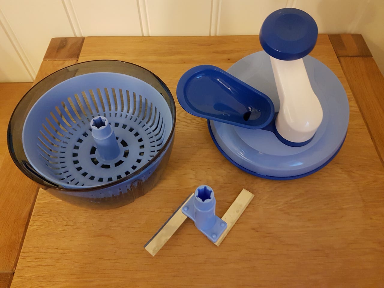 Tupperware salatslynge og kutter i ett, 200 kr | FINN torget
