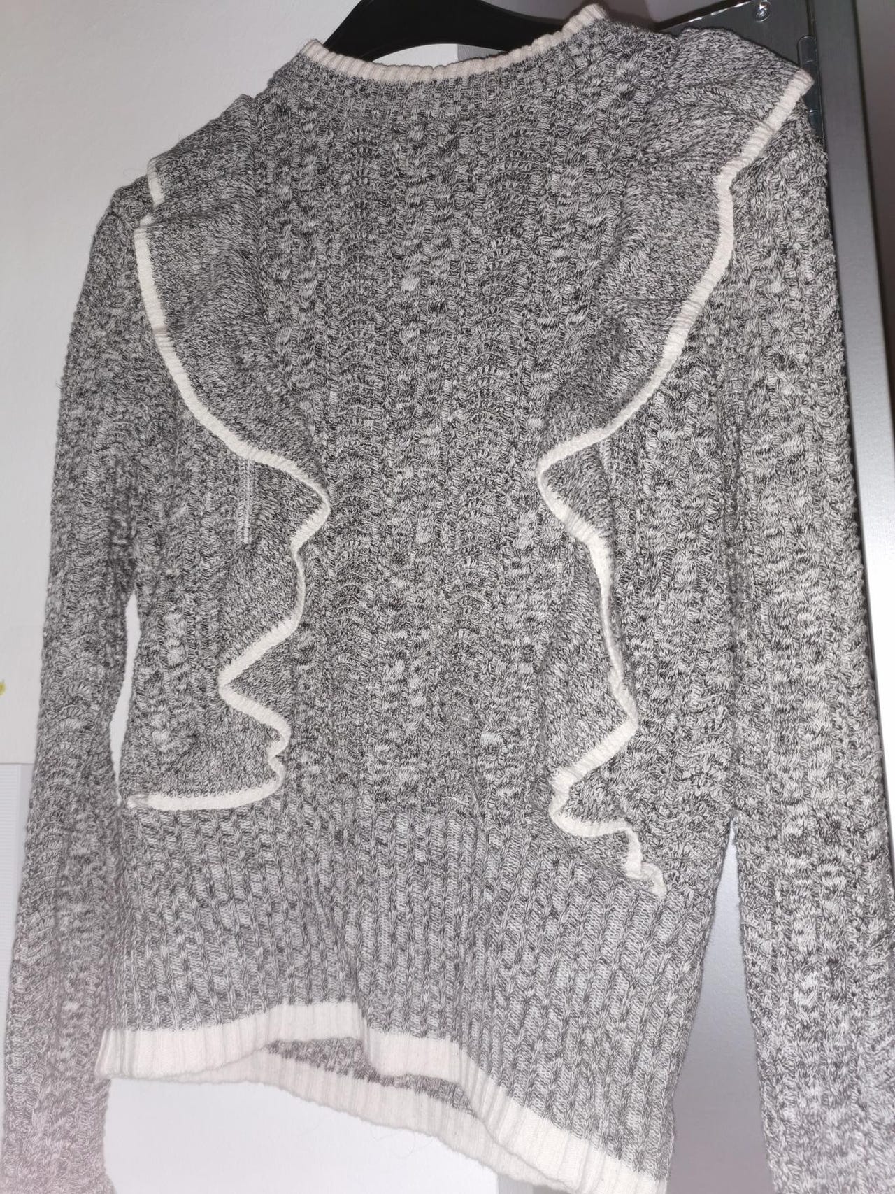 Lang ermet genser | FINN.no