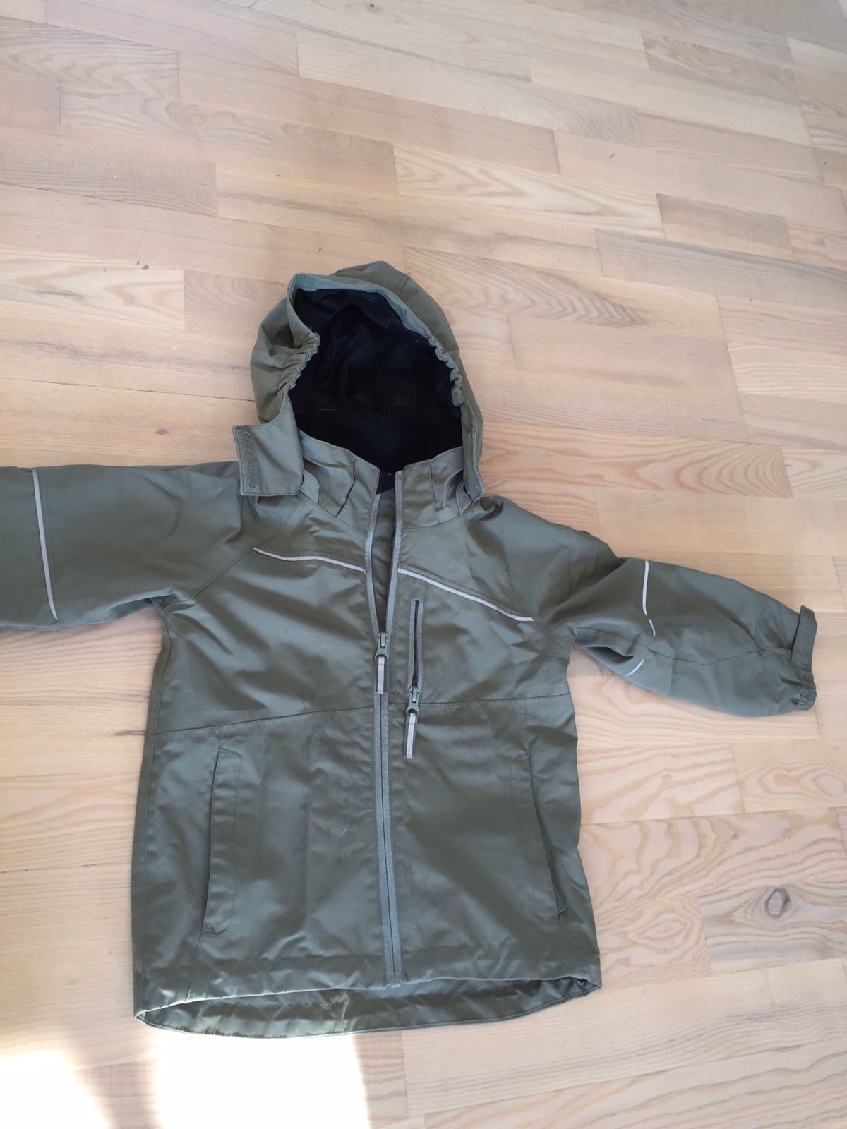 P.o.P jakker og Didrikson dress m.m. + Micro hjelm | FINN-torget