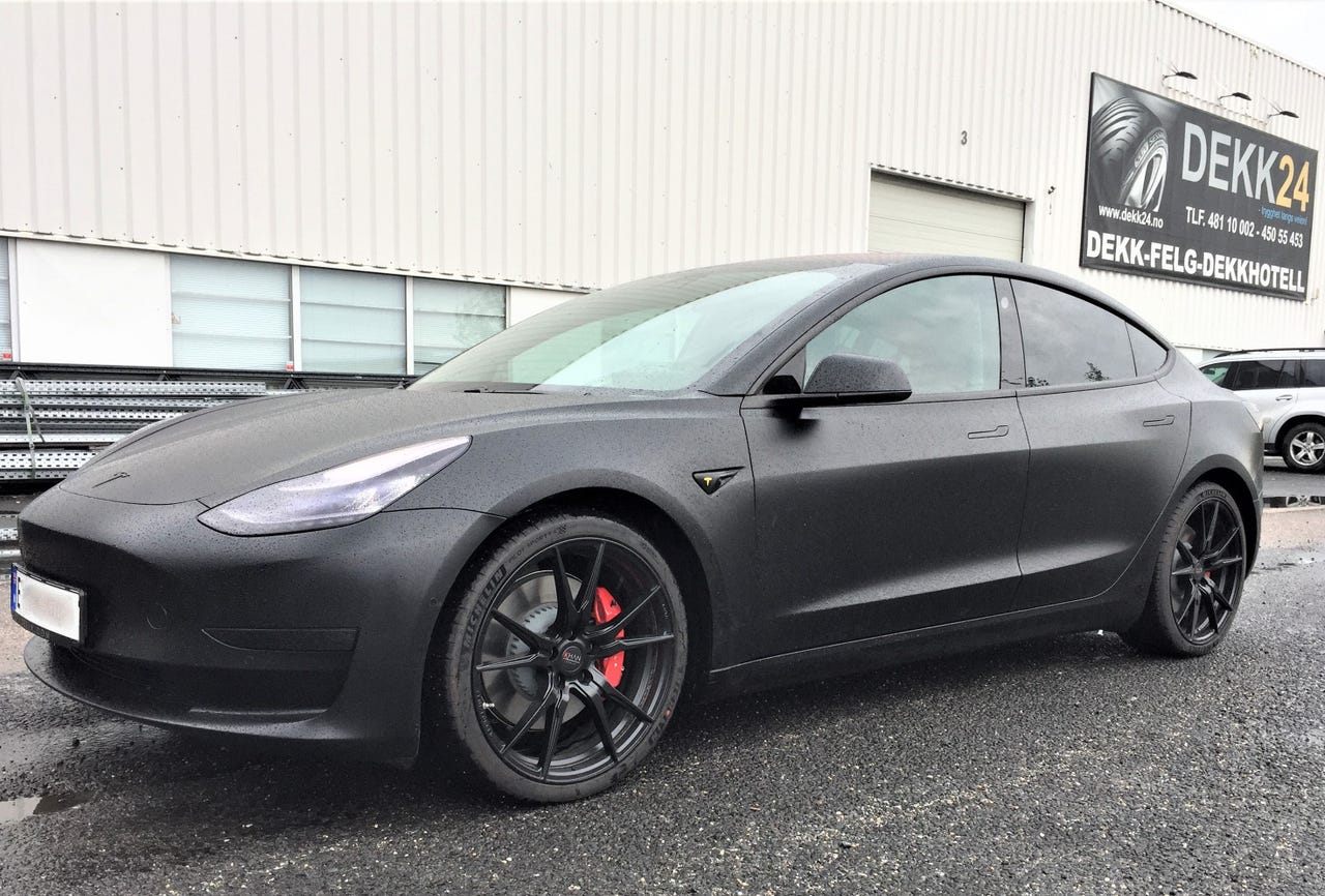10x20 SMIDDE TESLA MODEL 3 FELGER M/DEKK! NAF TEST 8,3 POENG! FLOW FORM ...