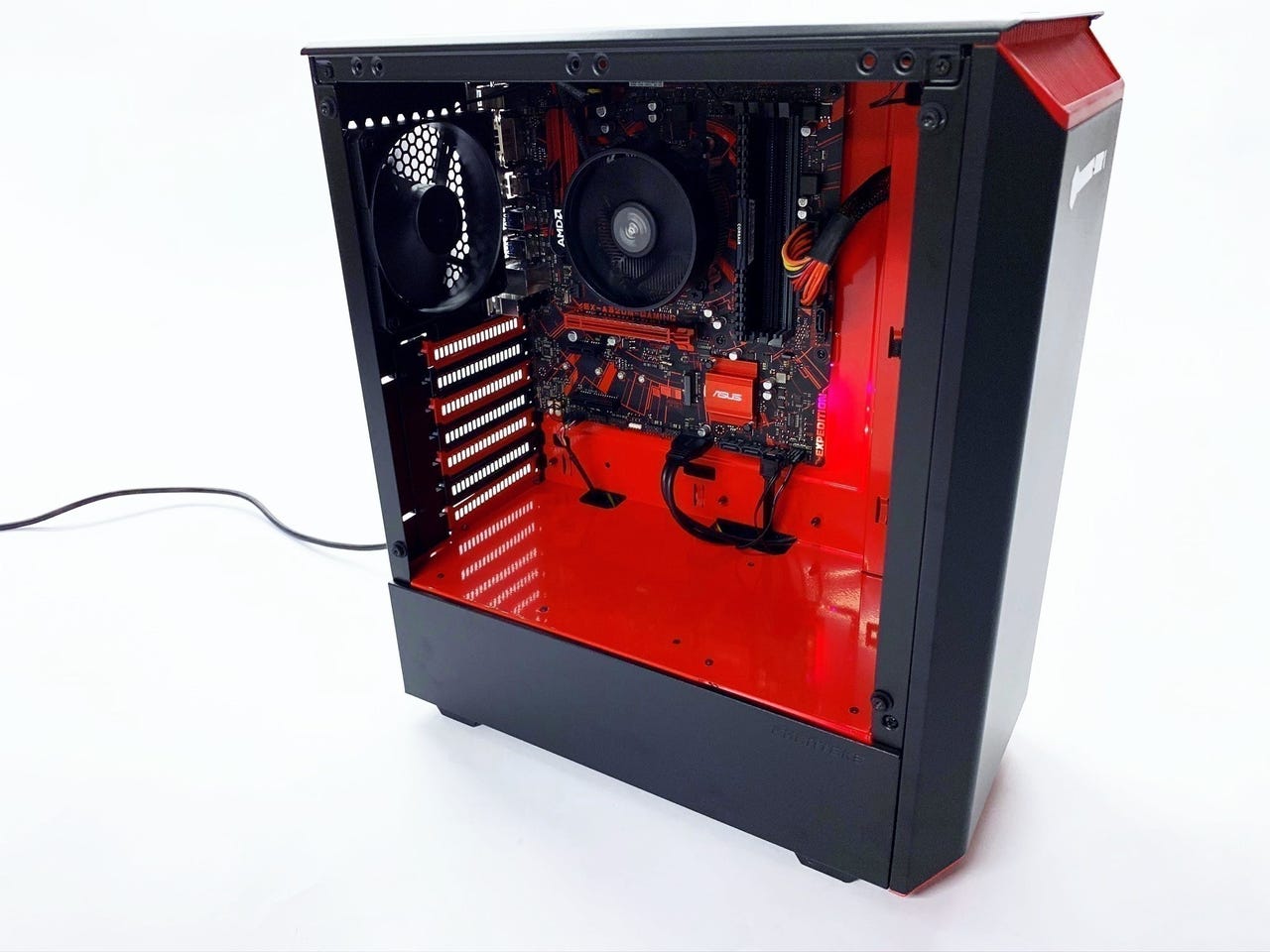 NY Gaming PC - Vega 8/Ryzen 3/8GB 3000MHz (BILLIGSTE I NORGE) | FINN.no