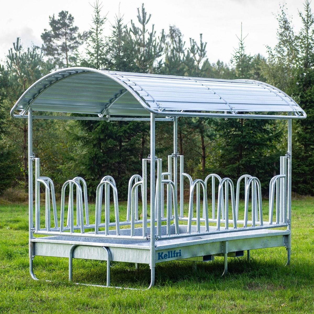 Kellfri forhekk med tak | FINN-torget
