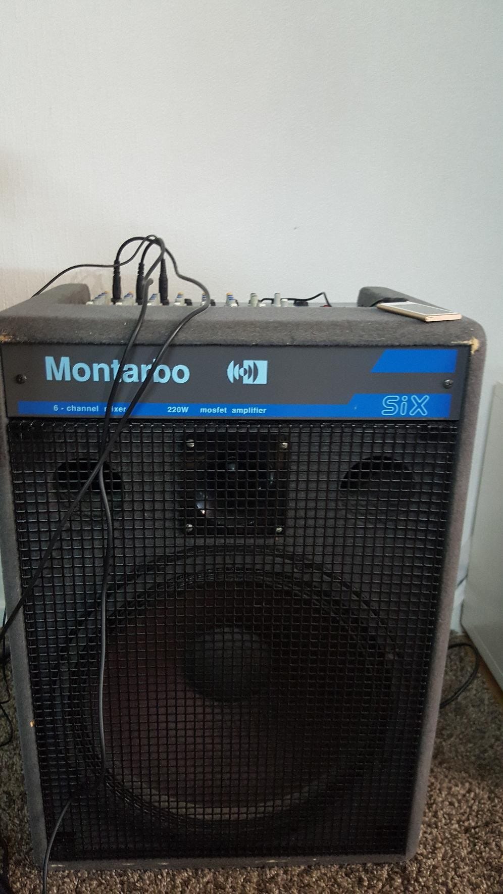 Utleie av Montarbo Six 220 w mosfet amplifier 6- channel mixer | FINN ...