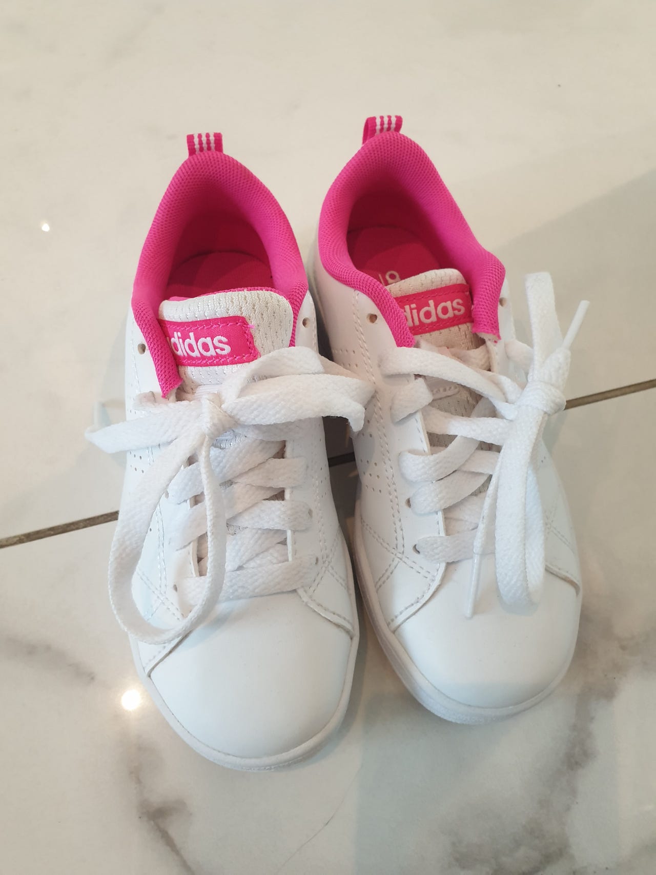 Adidas sko jente | FINN torget