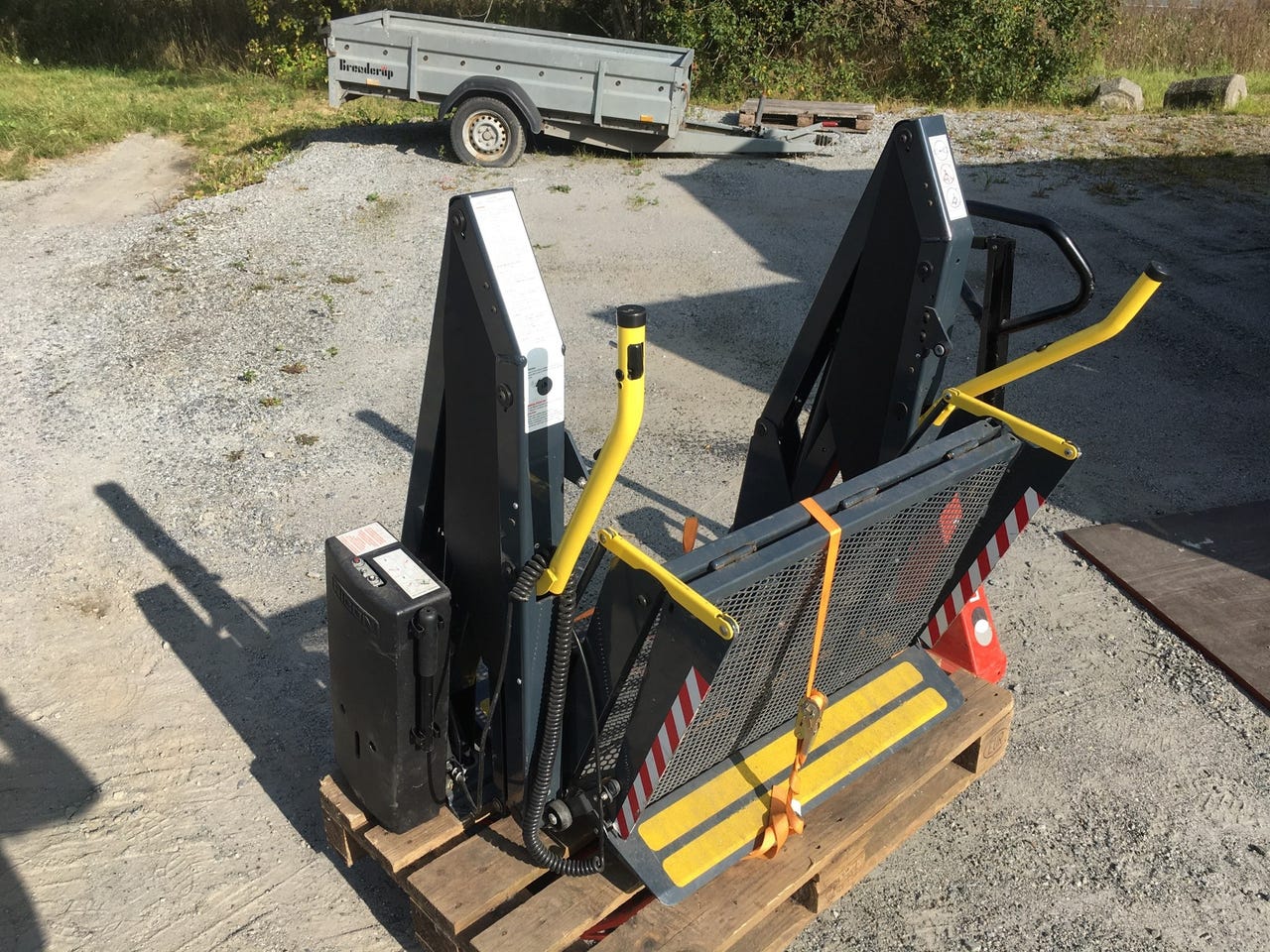 Heis til bil Rullestol-heis Handicap-heis | FINN torget