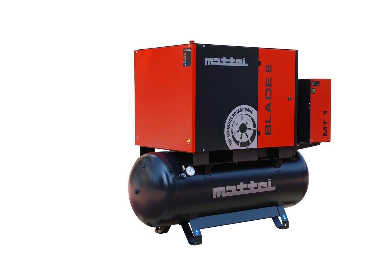 Kompressor 825L/min@10bar 5,5kW 230V 270L tank og kjøletørke | FINN-torget