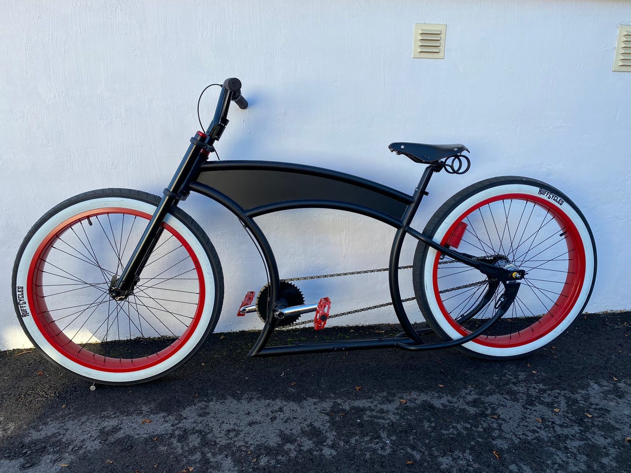 Ruff Cycles Tango Promo | FINN-torget