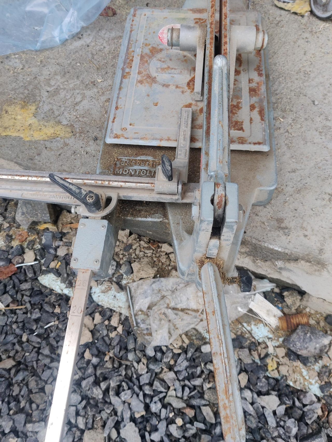 FLISKUTTER MONTOLIT | FINN-torget