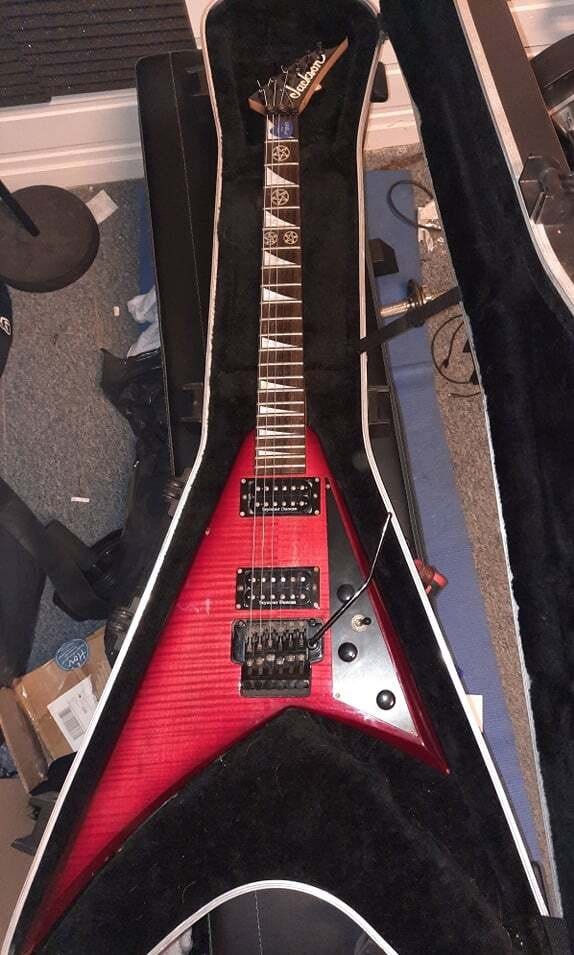 Jackson RR2 med kasse. | FINN-torget