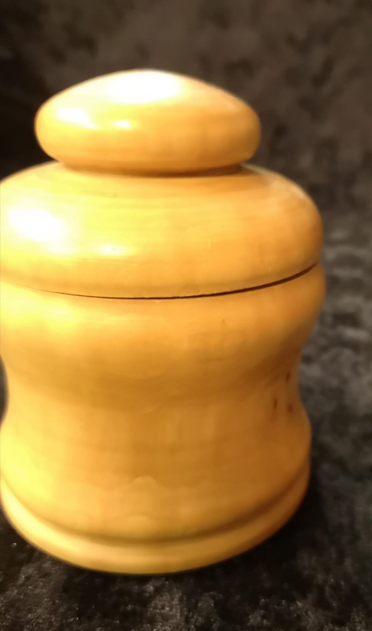 Hånd dreid rundt skrin i OSP m/lokk | FINN-torget