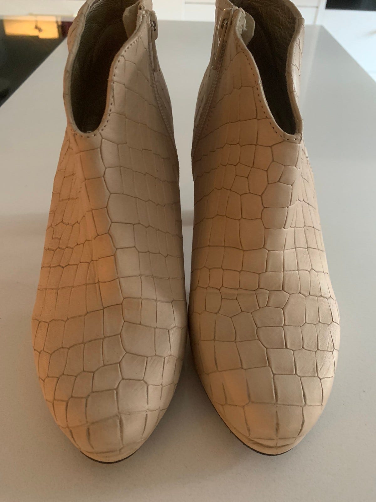 Debbie skoletter str 37 | FINN-torget