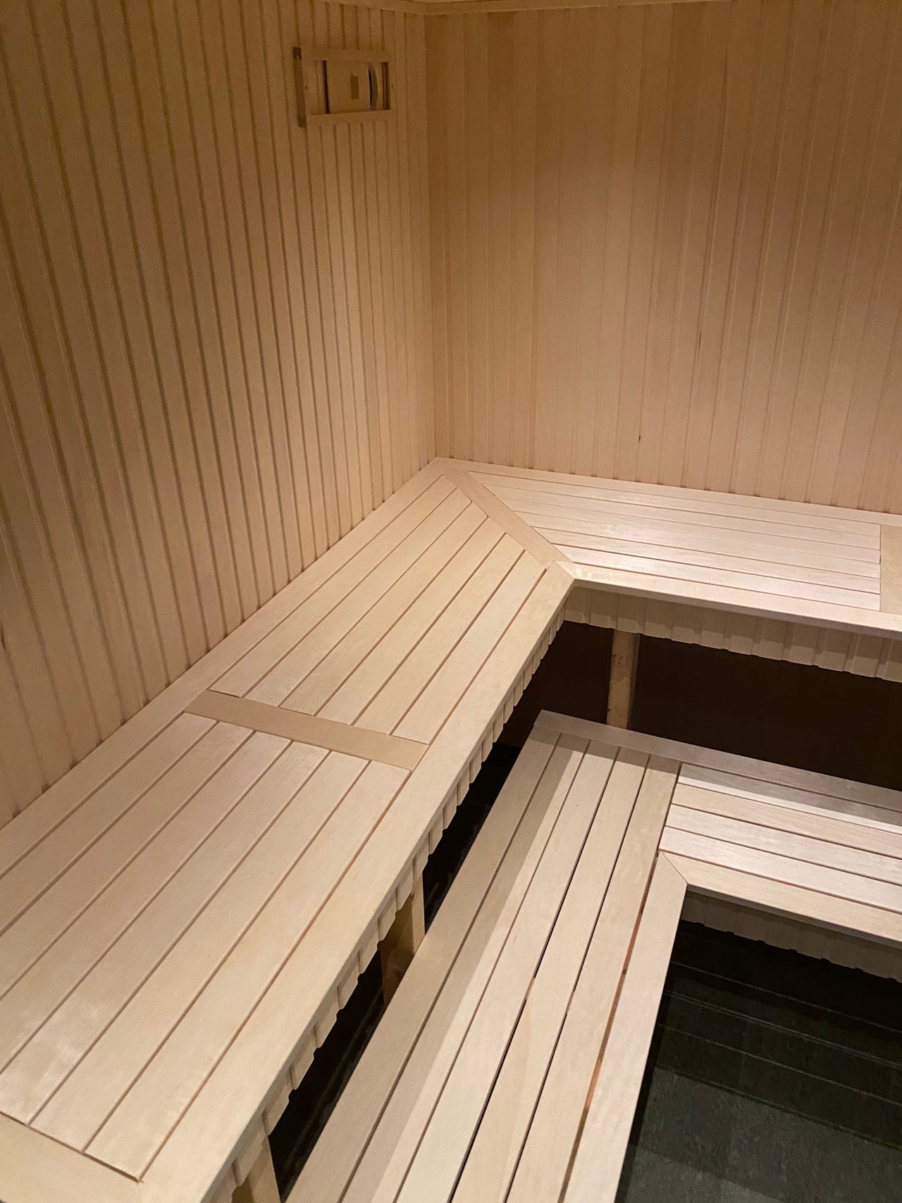 Badstupanel og badstulekt i kvistfri osp | FINN-torget