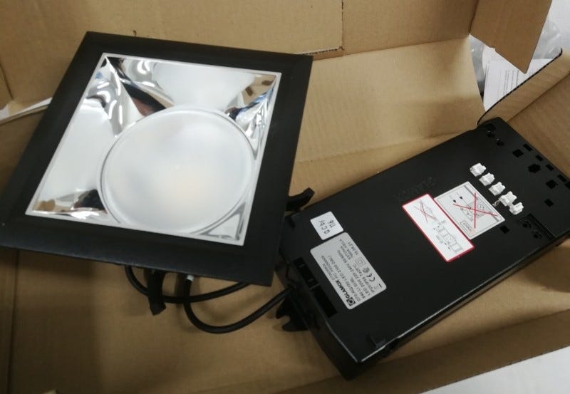 3 stk. LED-downlight - Glamox D70-RQ150 LED 2100 DALI 830 LI SI/BL 20W | FINN-torget