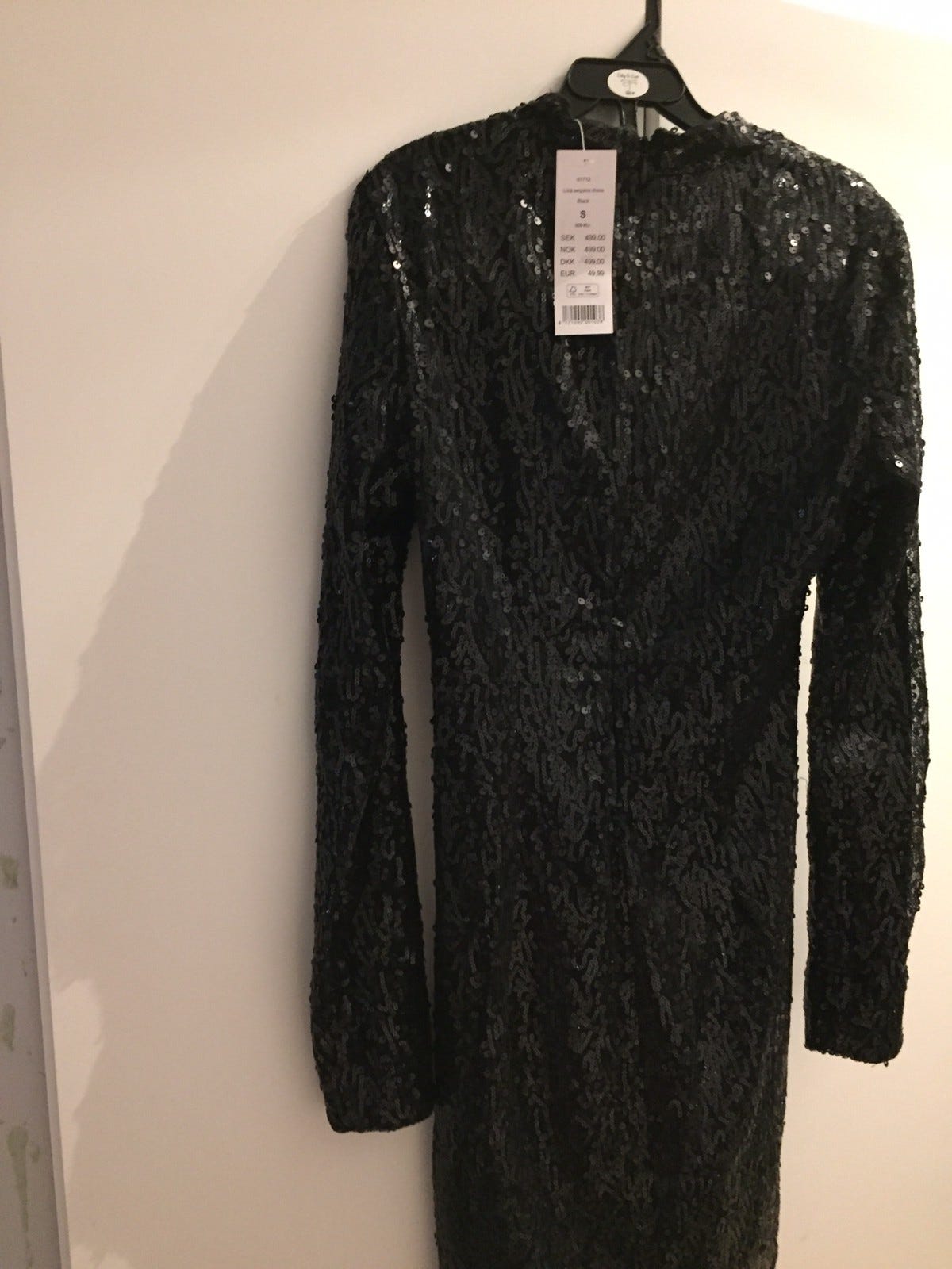 Ubrukt Kjole fra Gina Tricot str s pris 100 kr | FINN-torget