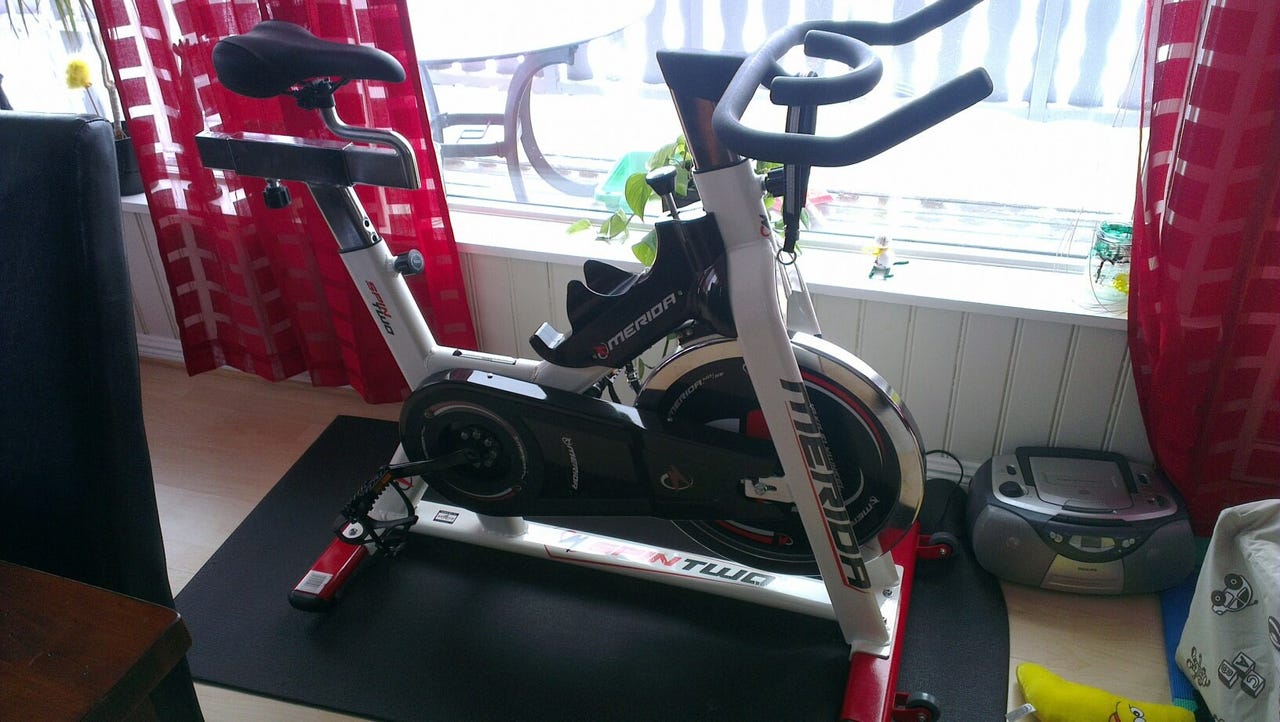 KAN LEVER RASKT! Veldig lite brukt Merida Spin Two spinningsykkel I ...