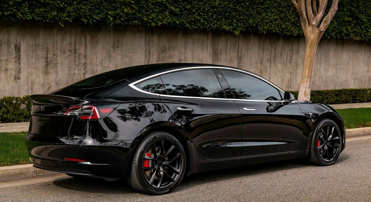 18" TESLA MODEL 3 SMIDDE FELGER + LANDSAIL SOMMERDEKK! PASSER OGSÅ ...