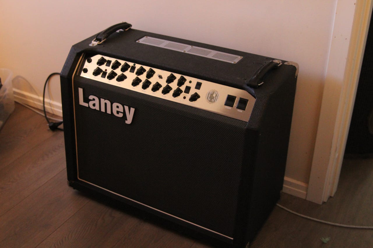 Fender cleans og Marshall crunch i én amp – Laney VC50 | FINN-torget