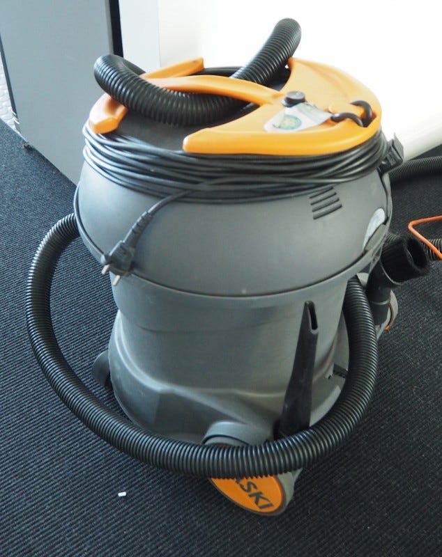 Taski Vento 15S støvsuger, brukt | FINN torget