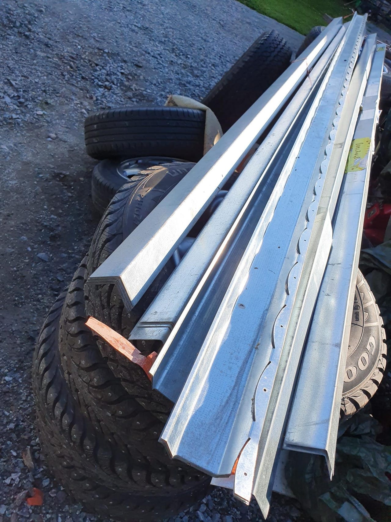 Vinkel profil 50x50 ca 100stk | FINN-torget