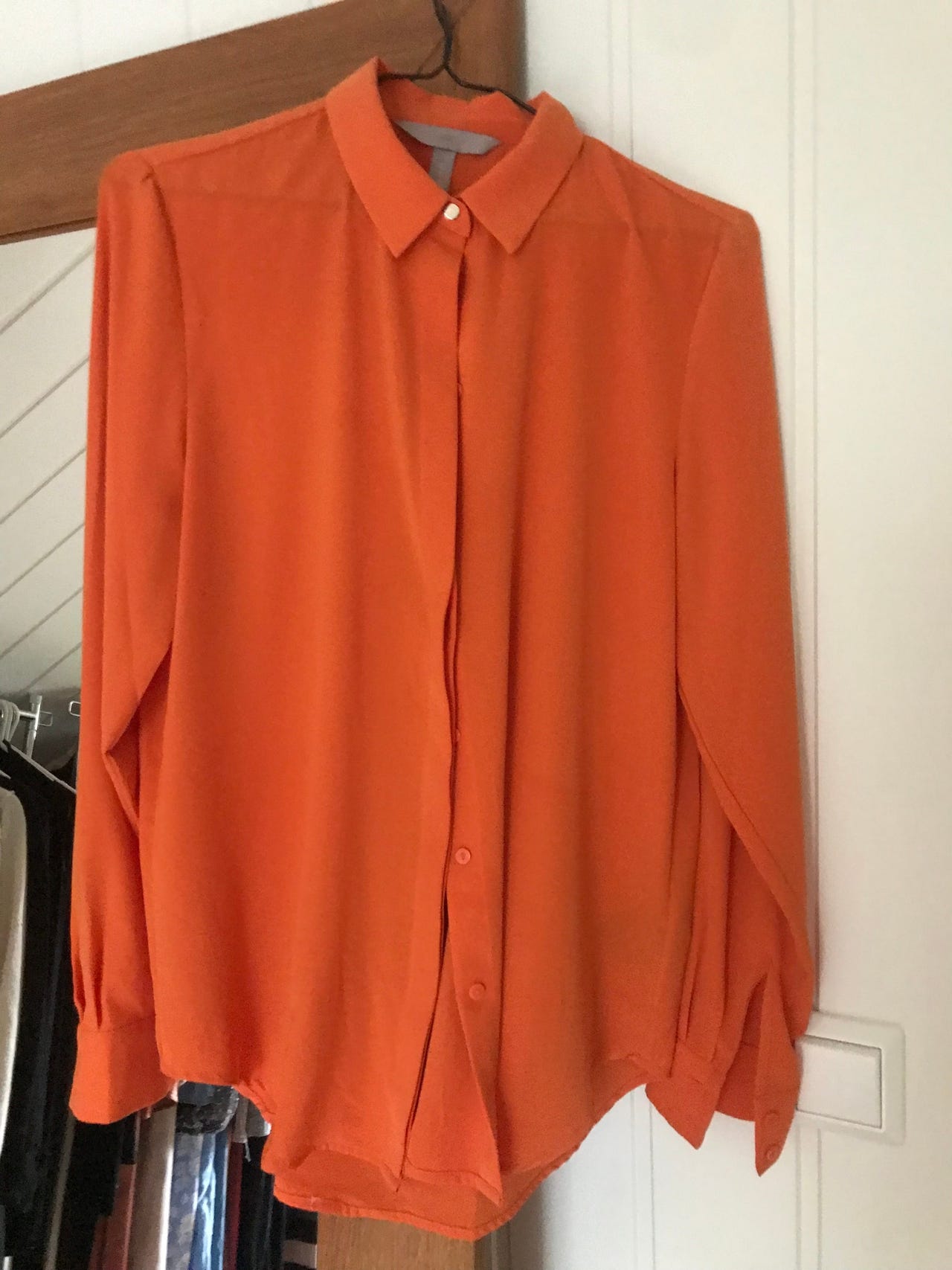 Orange bluse fra HM | FINN-torget