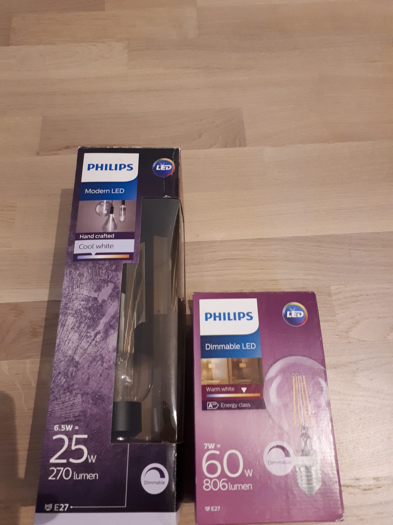 Philips dimmable LED warm white sokkel E27 Energy class A++ | FINN-torget