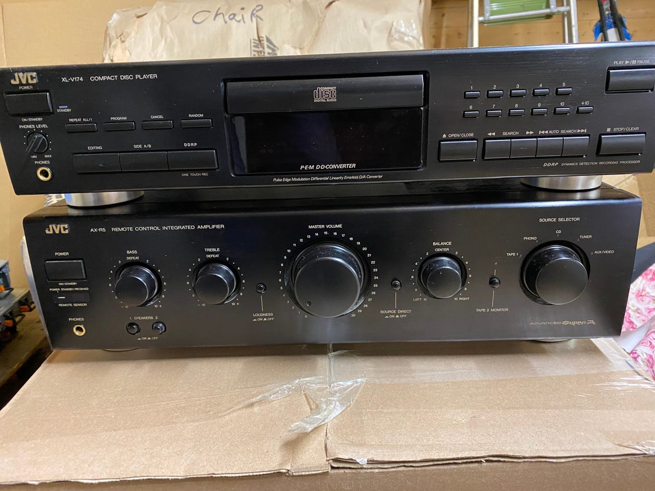 JVC ax-r5 Stereo Integrated Amplifier og XL-V174 CD player | FINN torget