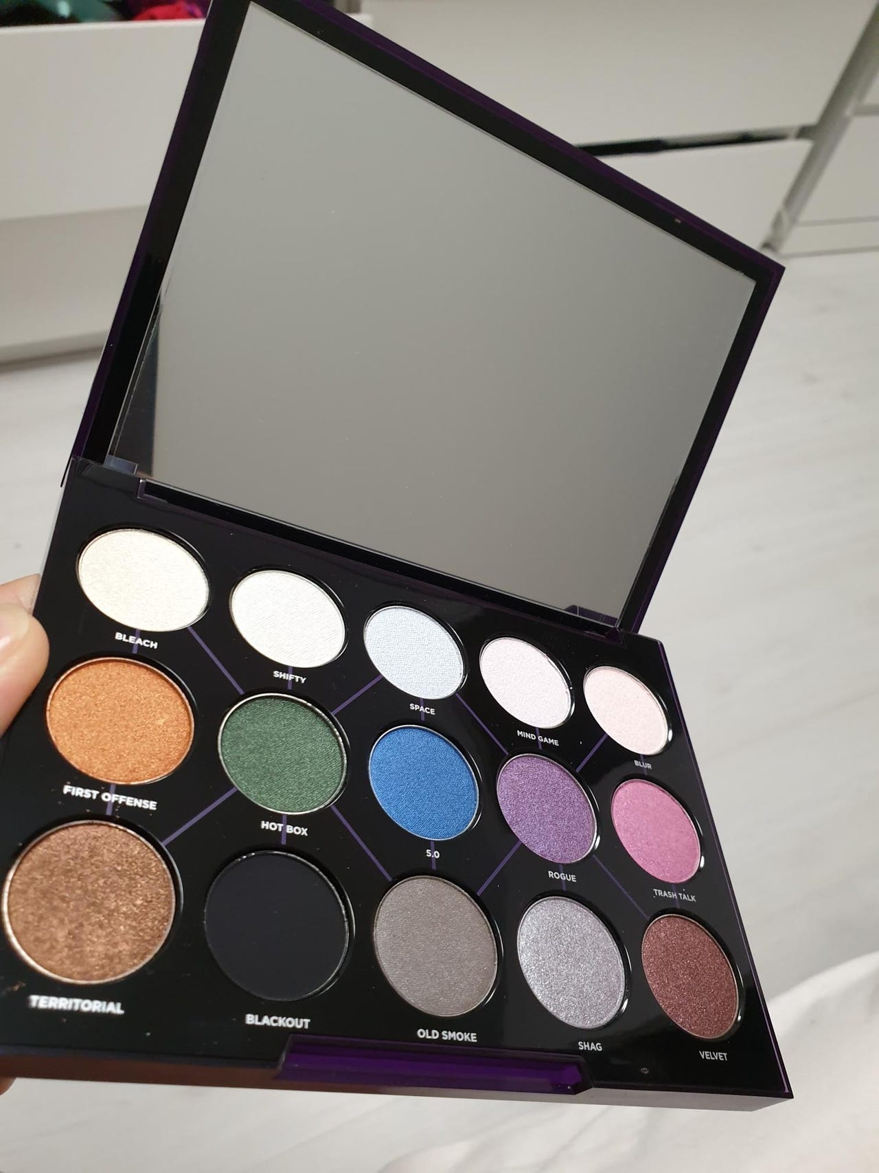Urban Decay Distortion - Eyeshadow palette- Makeup | FINN-torget