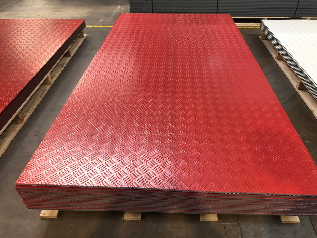 Plater til beskyttelse og tildekking av underlag | FINN-torget