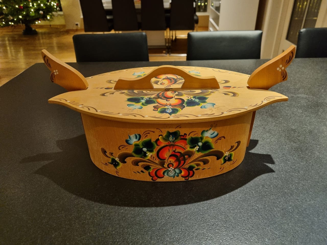 Rosemalt kaketine - Sigvald Gjerde Volda | FINN torget