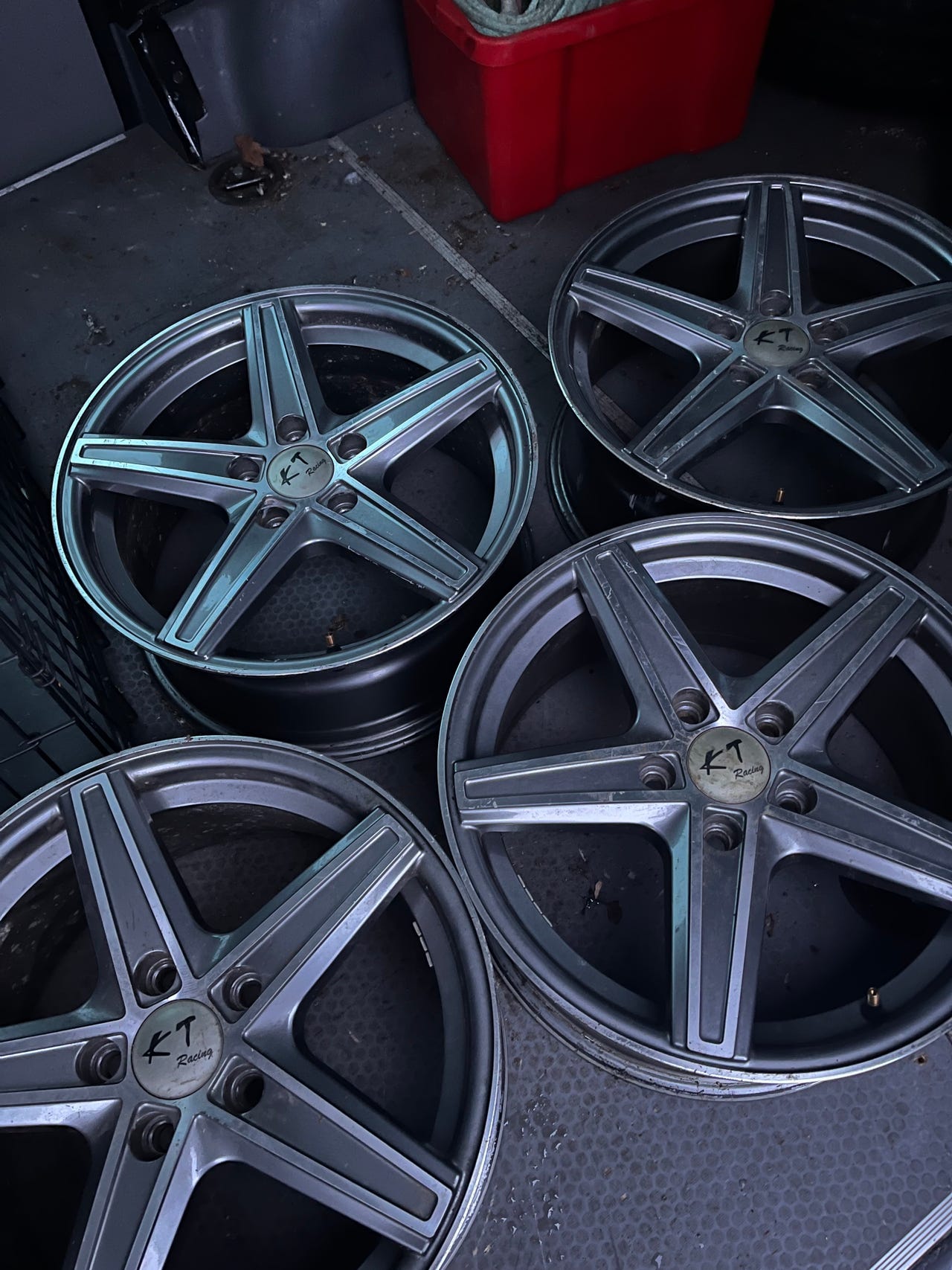 KT racing 16“ 5x108 felger | FINN-torget