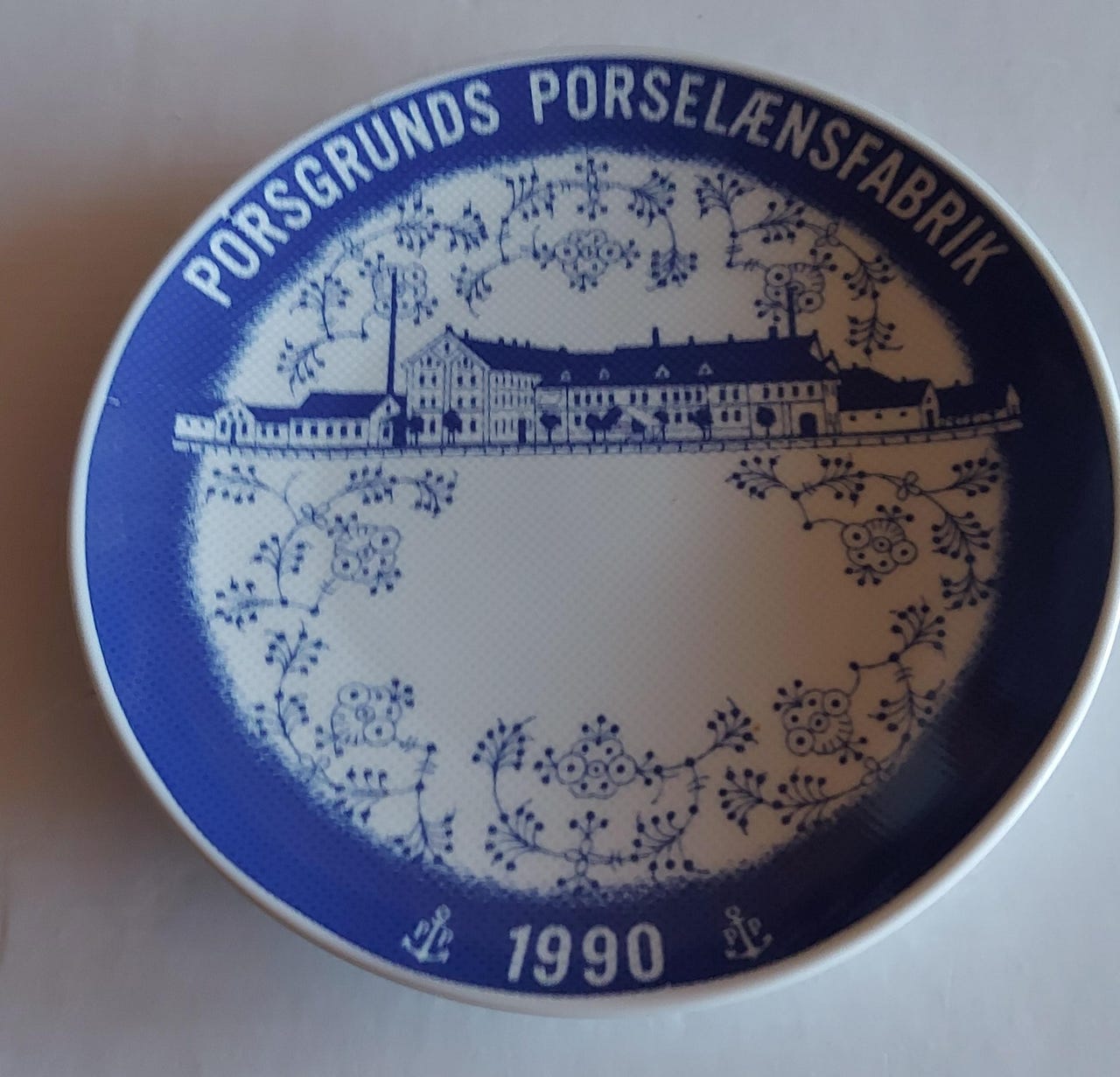 Porsgrunn porselen platte 1990. | FINN-torget