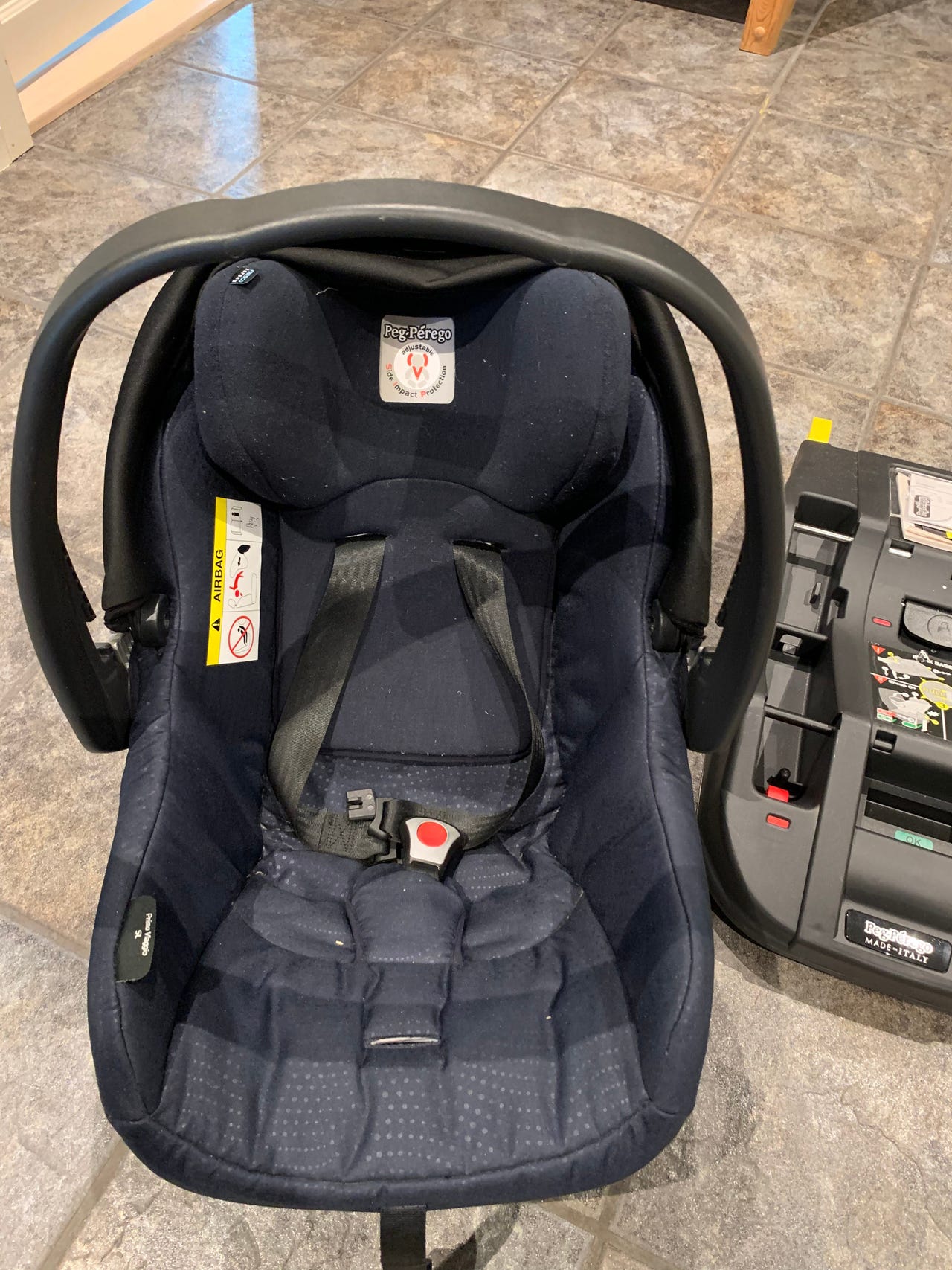 Pent brukt Peg Perego bilstol med Isofix base | FINN-torget