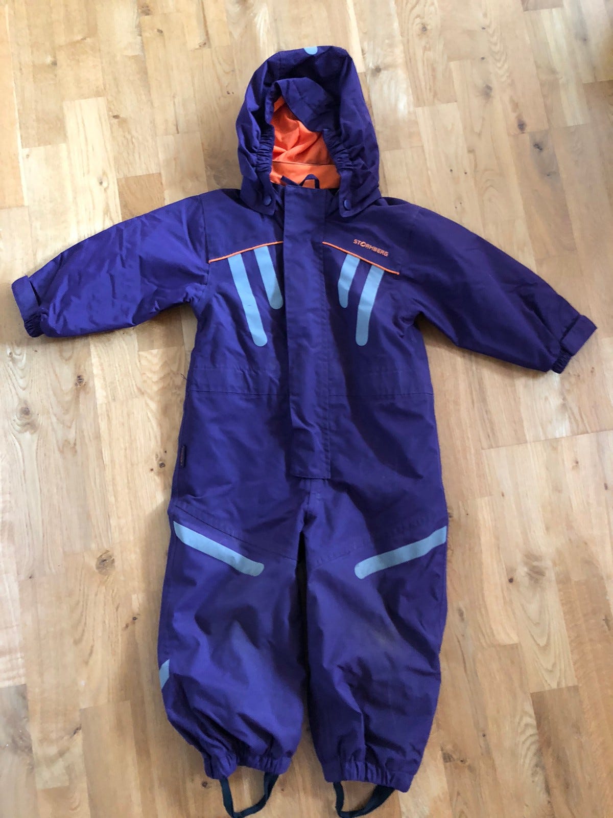 Skalldress Stormberg | FINN.no