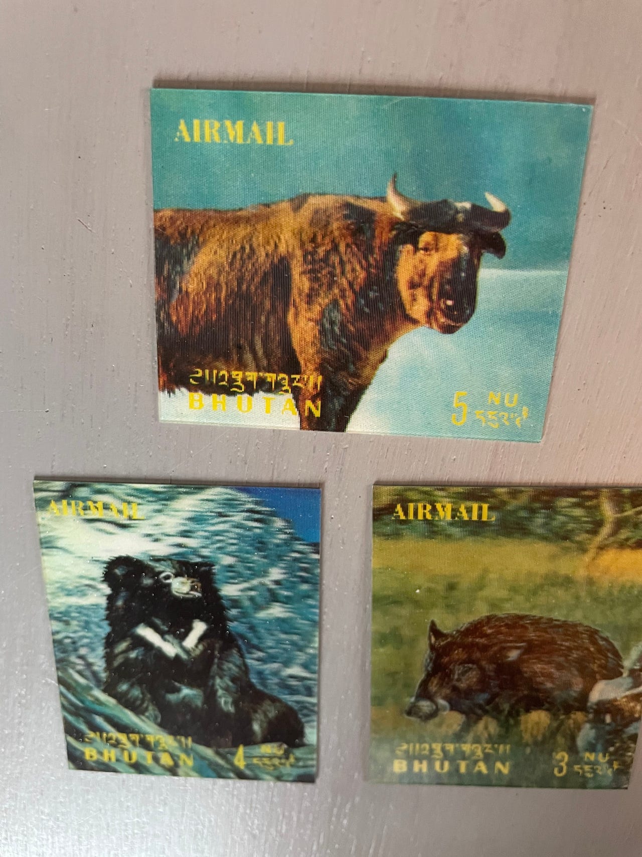 Bhutan, fra tidlig 1970. Ubrukt 3D frimerker. Ulike dyr avbildet som ...