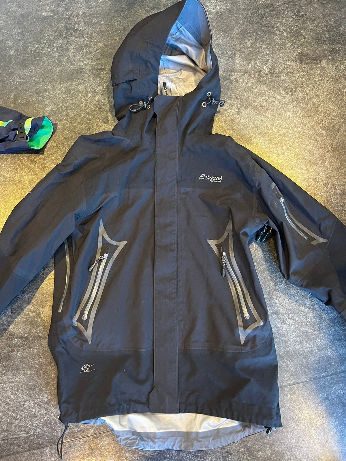 Bergans skijakke | FINN.no