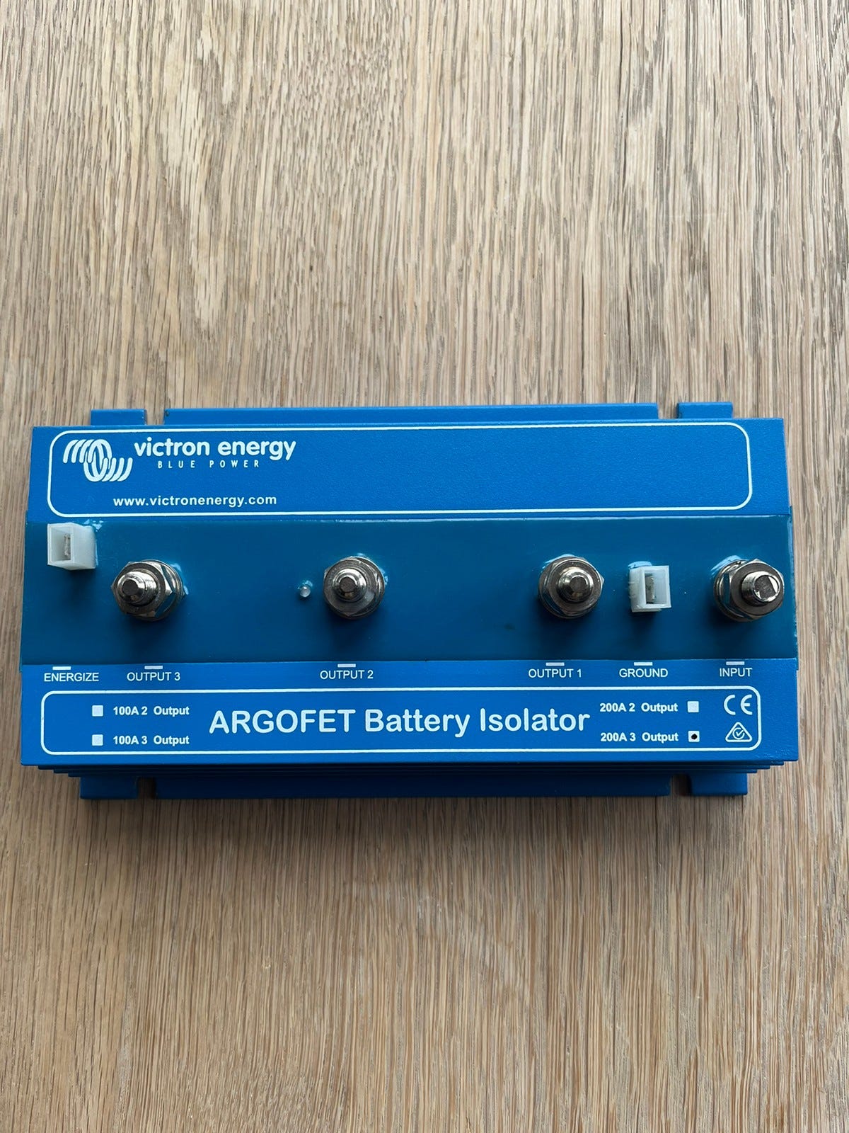 Victron Argofet batteriisolator 200-3 200A | FINN-torget