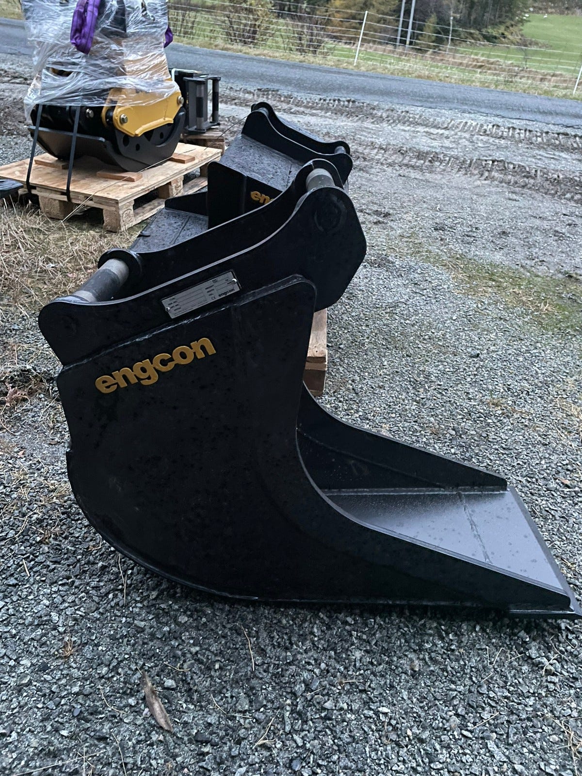 Engcon utstyr på lager med S50 feste | FINN torget