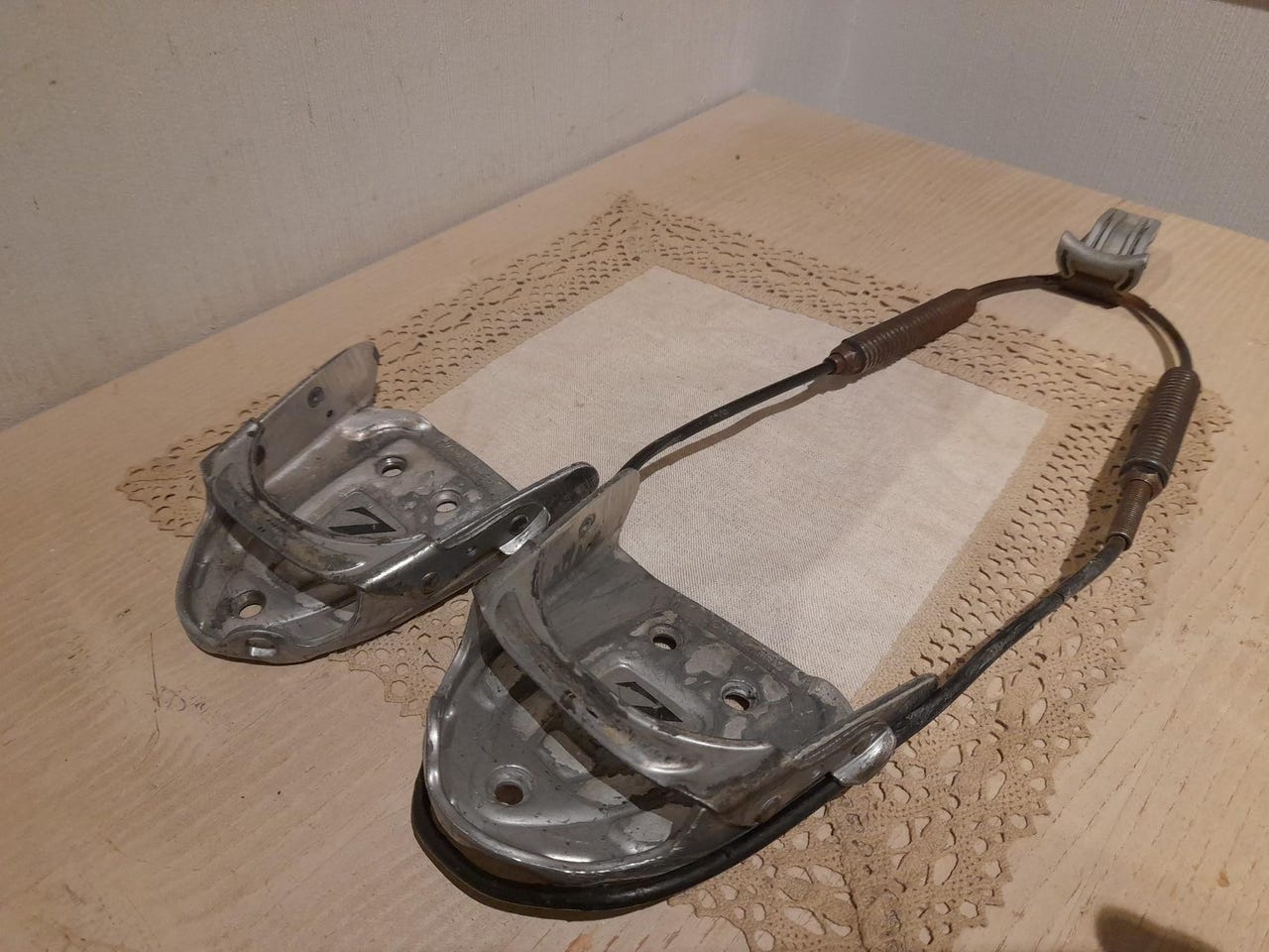 2 velbrukte Rottefella Riva Z bindinger (1 uten wire) | FINN.no