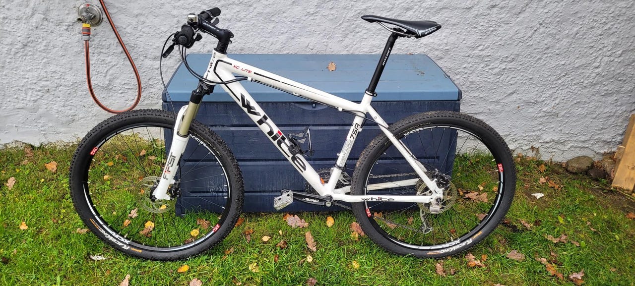 White sykkel, Medium selges | FINN-torget