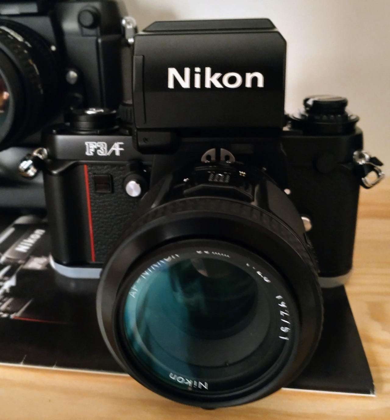 Nikon F3 AF + Nikkor 80mm f2.8 + Nikon filter + HS7 | FINN torget