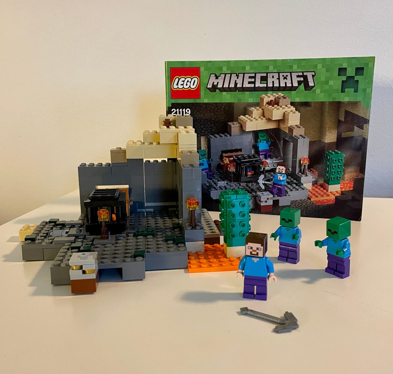 LEGO 21119 Minecraft The Dungeon | FINN.no