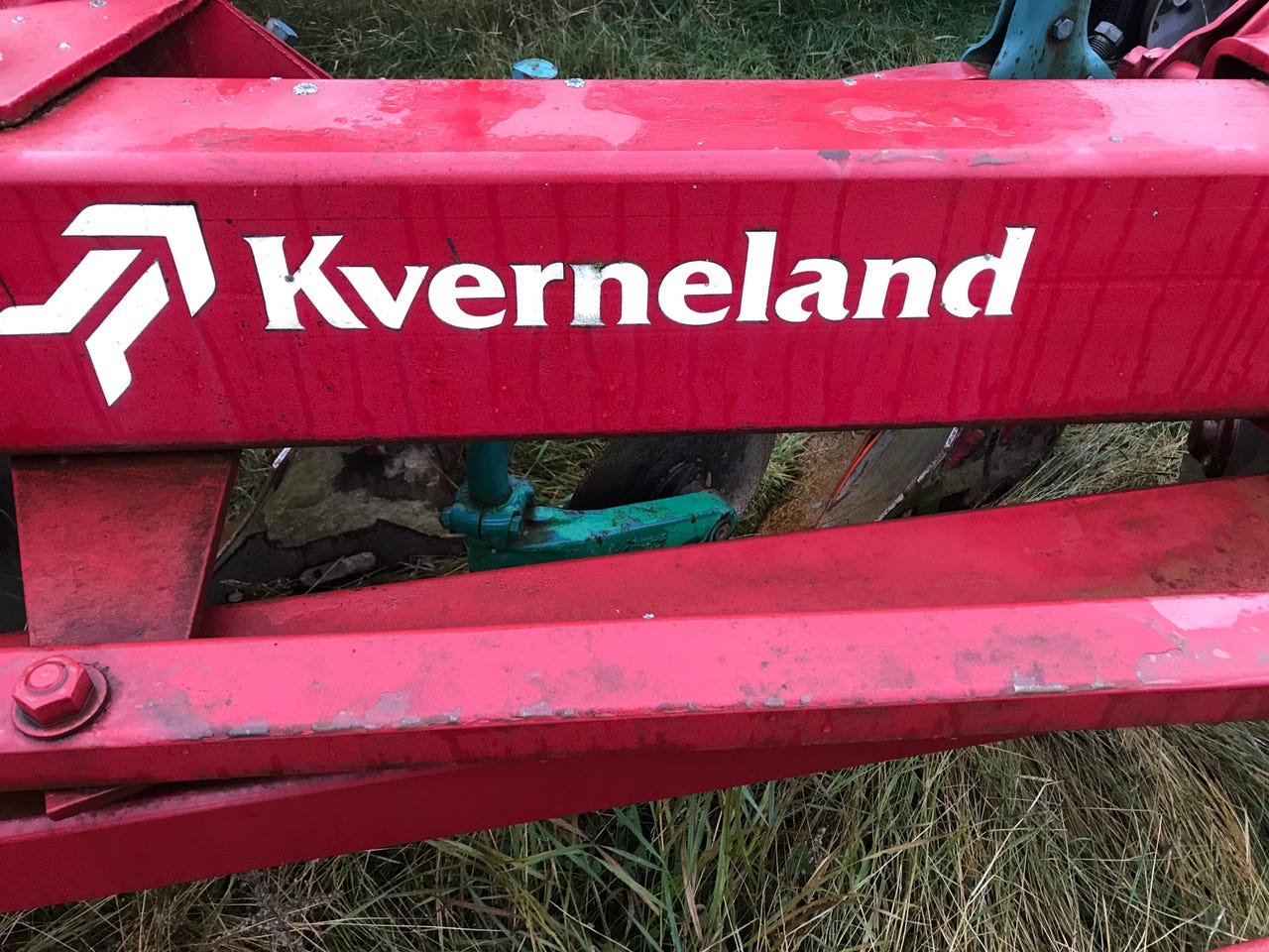 Kverneland BB100 – hasletraktor.no