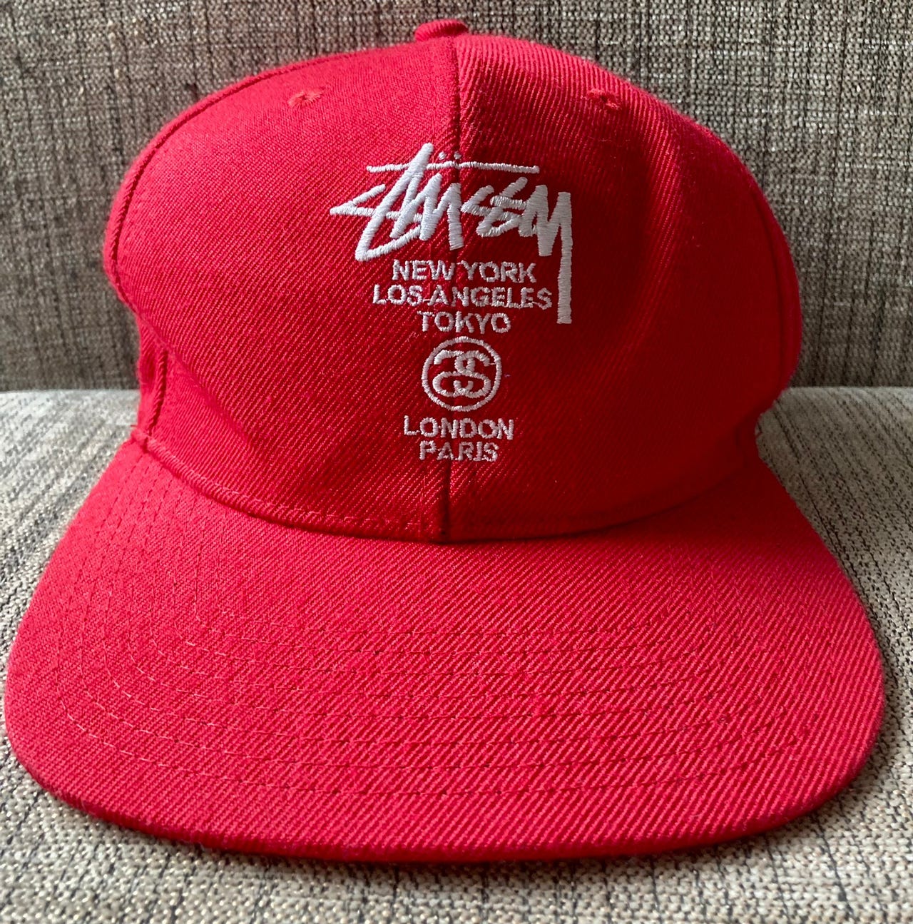 Vintage Stussy International caps | FINN torget