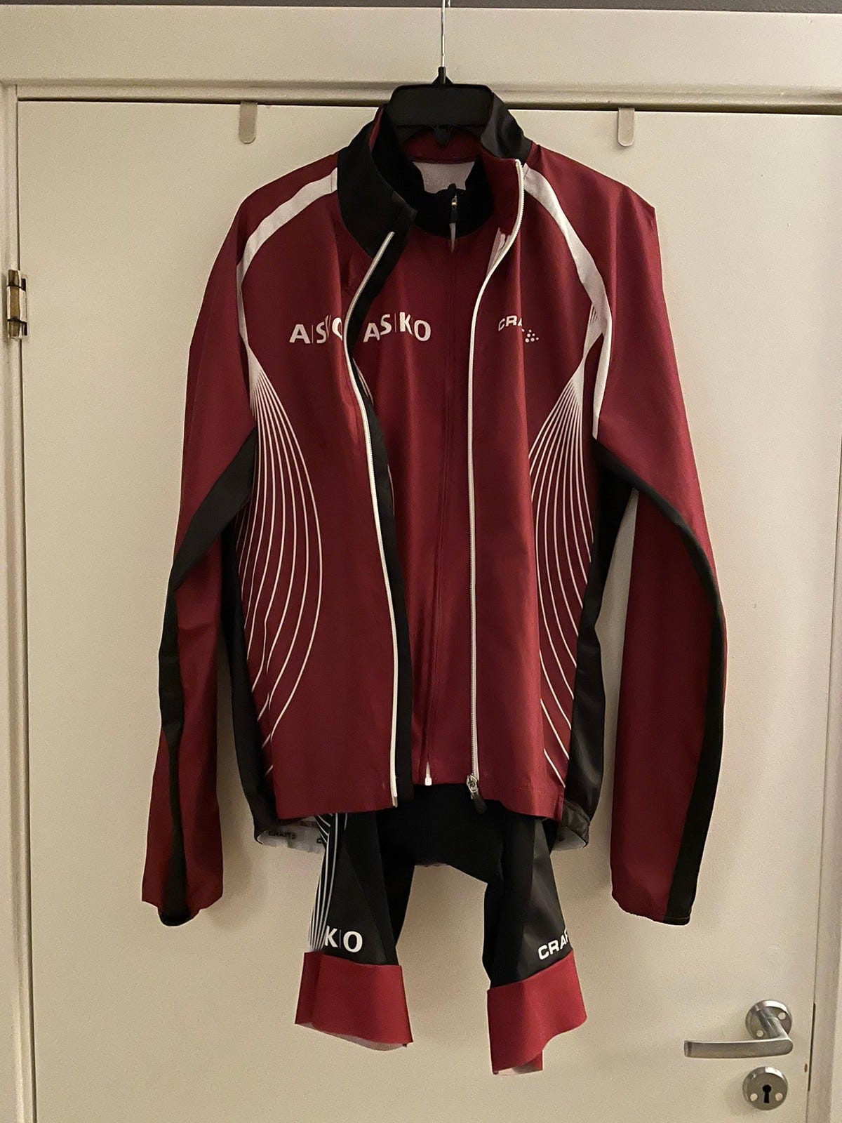 Asko-profilert sykkeltøy Craft/Kalas selges billig. | FINN-torget